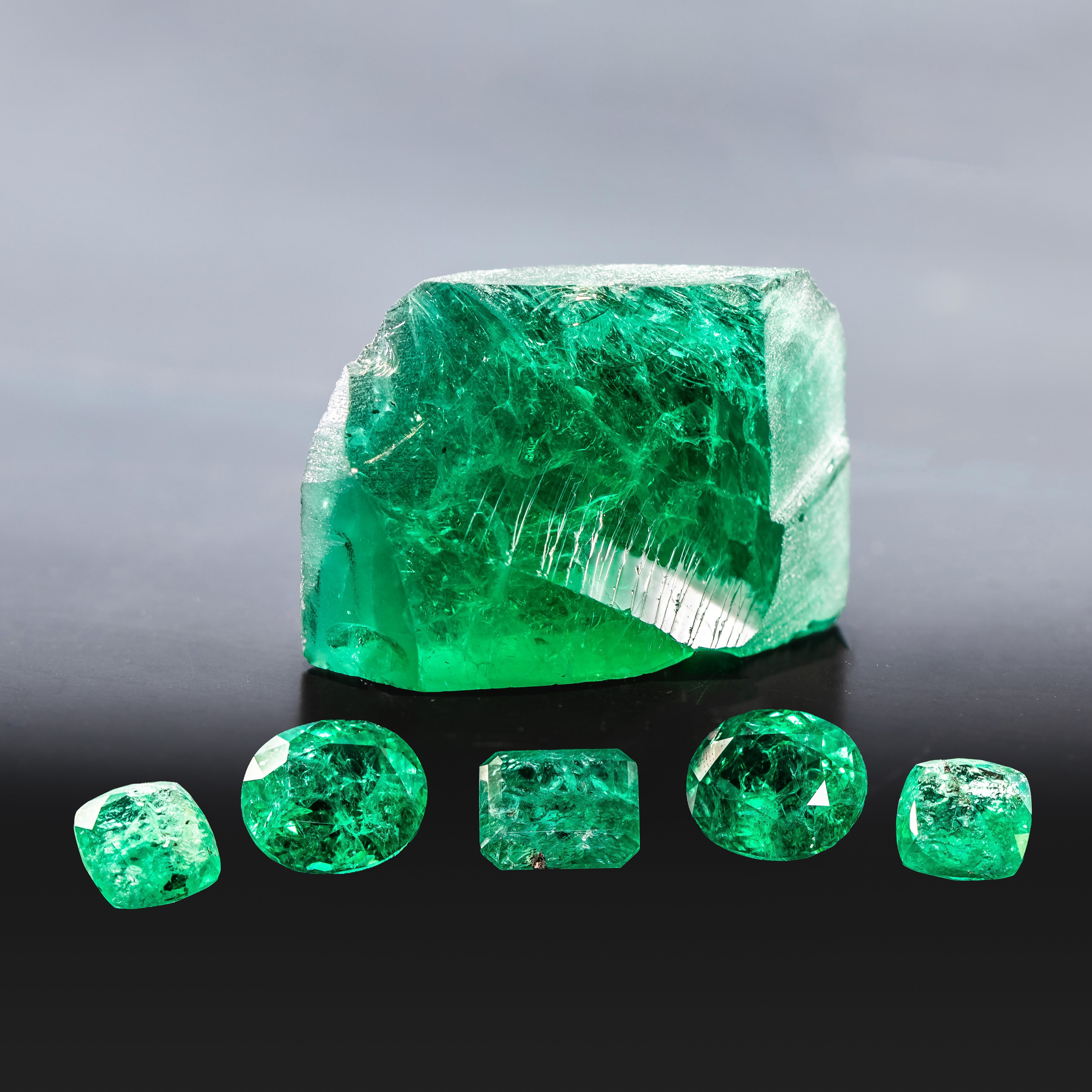 STONES WITH INCLUSIONS – Nanosital
